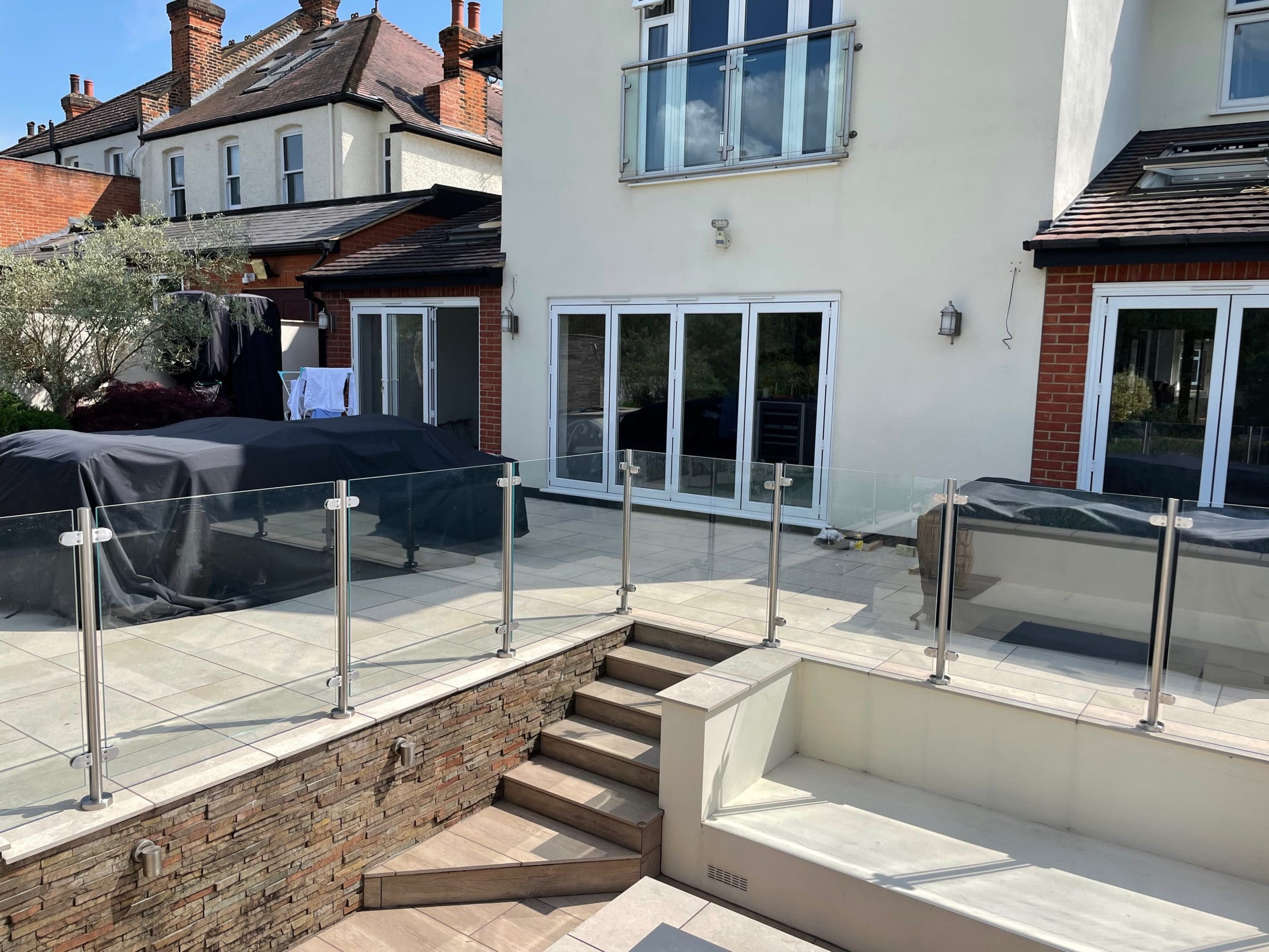 Free Floating Glass Balustrade - Upminster → Visage Glass and Steel