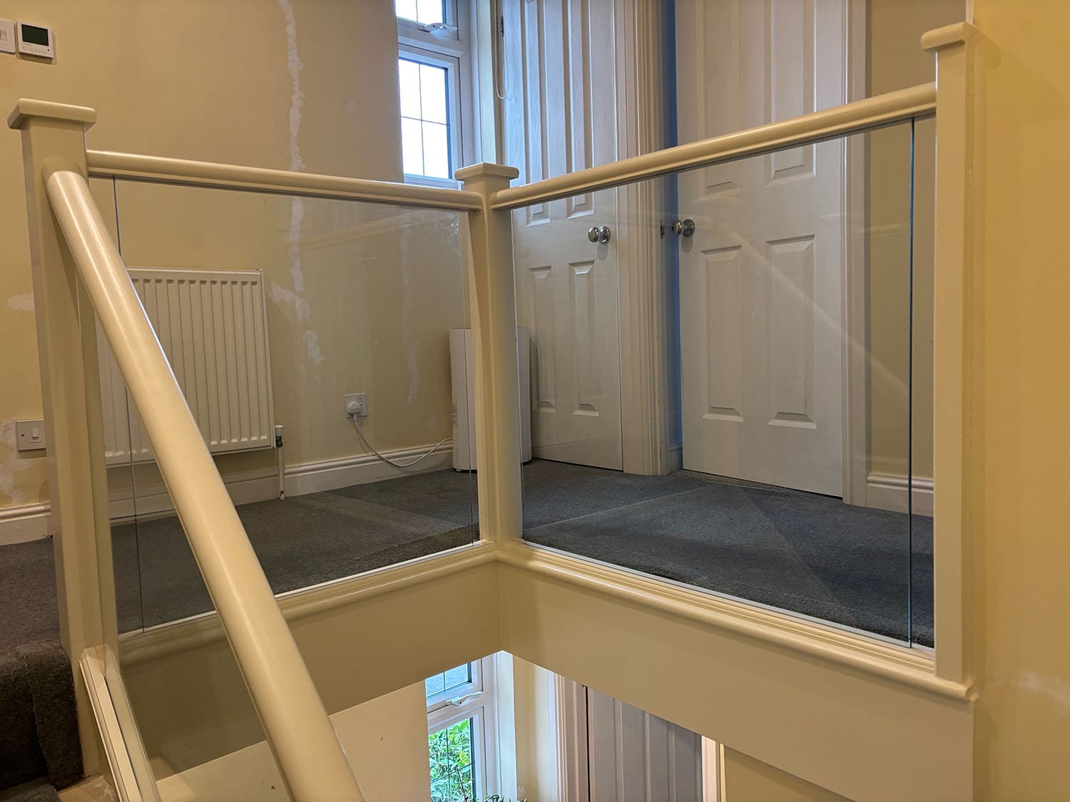 Staircase renovation - Billericay → Visage Glass and Steel